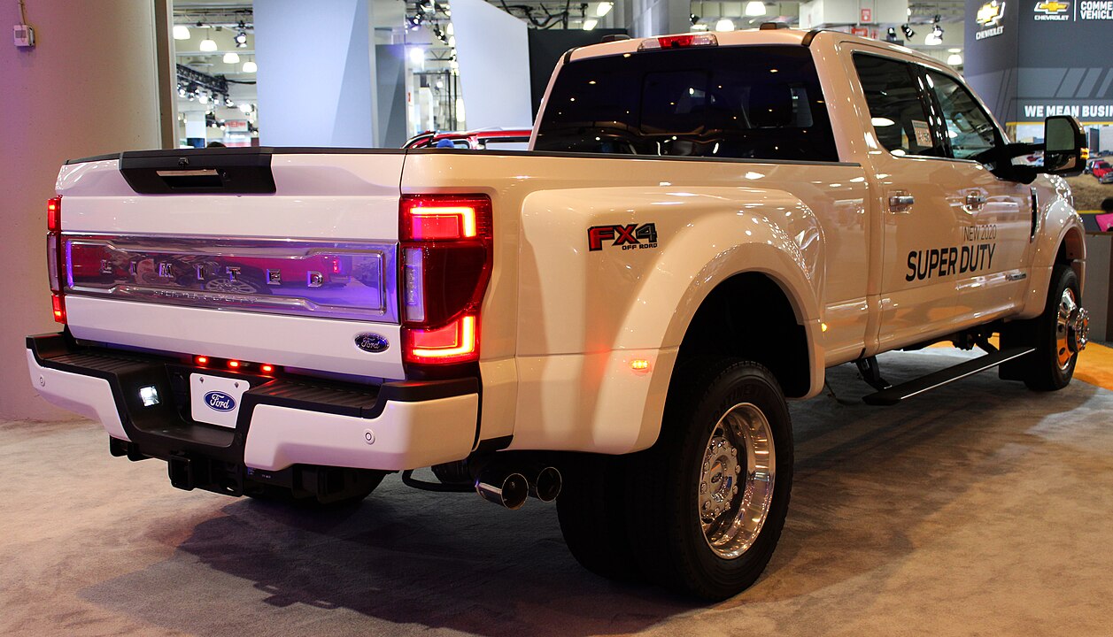 Ford Super Duty หรือ Ford F-Series คืออะไร - Ford RMA